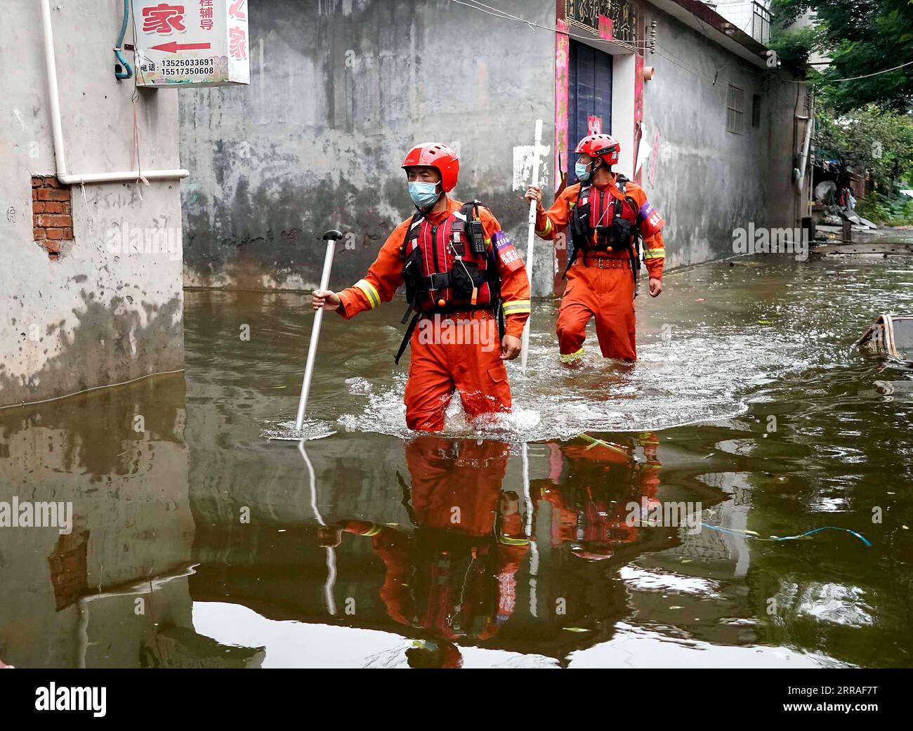 Urban search and rescue flood hi-res stock photography and images - Alamy