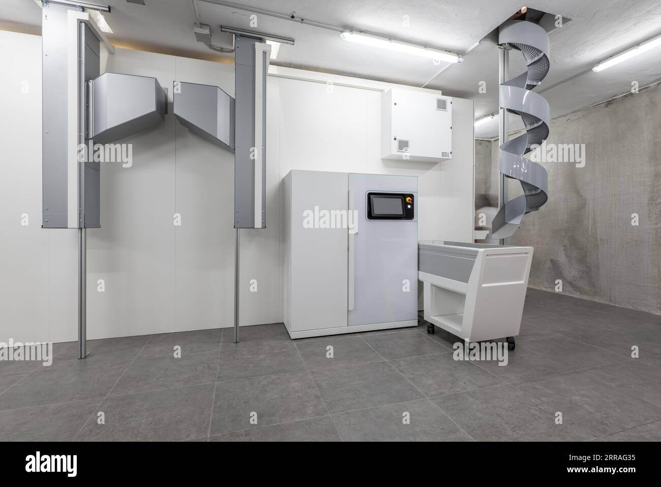 Large underground mechanized warehouse of an urban farm Stock Photo - Alamy