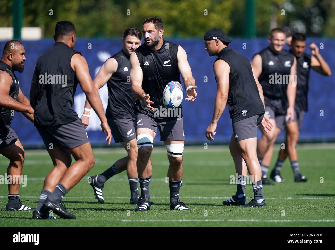 New Zealand's Sam Whitelock (centre) during the team run at INSEP in ...