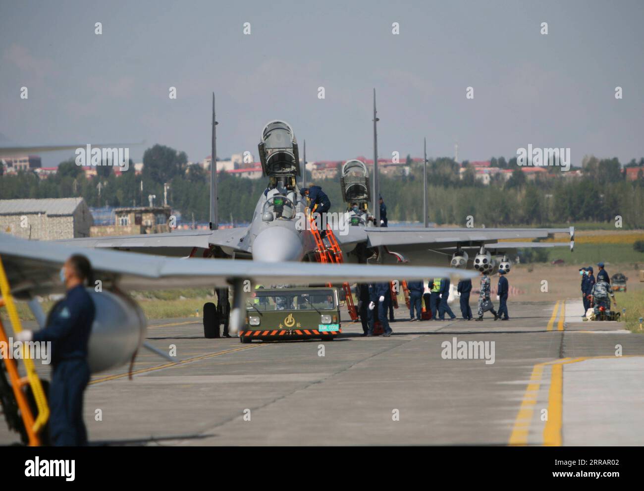 2021 pla aircraft hi-res stock photography and images - Alamy