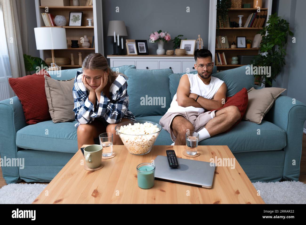 Two women arguing and not man hi-res stock photography and images - Alamy
