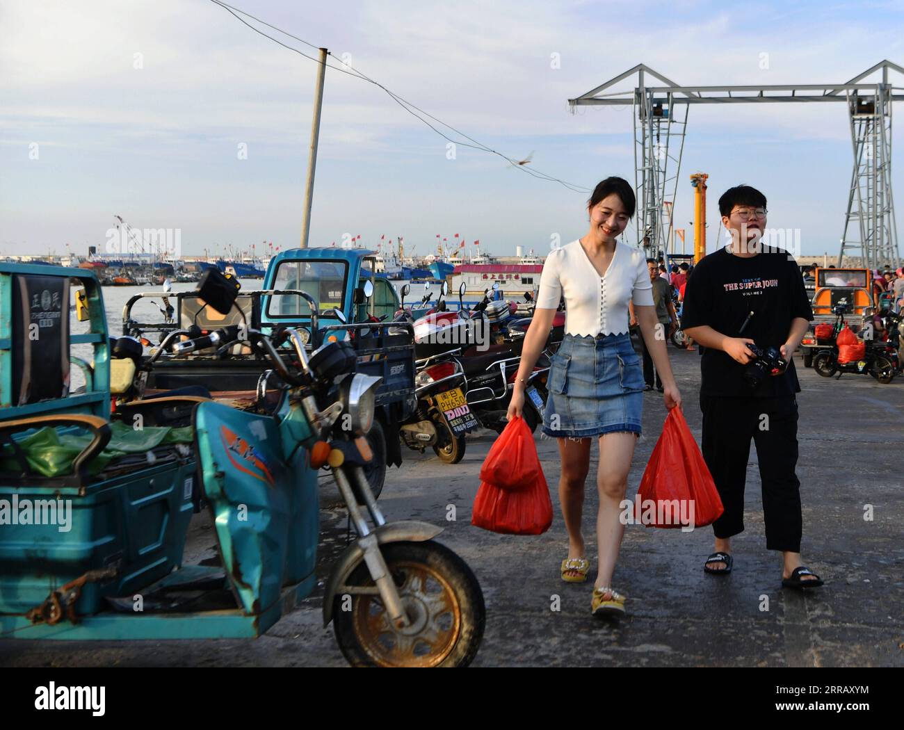 Xiuyu hi-res stock photography and images - Alamy