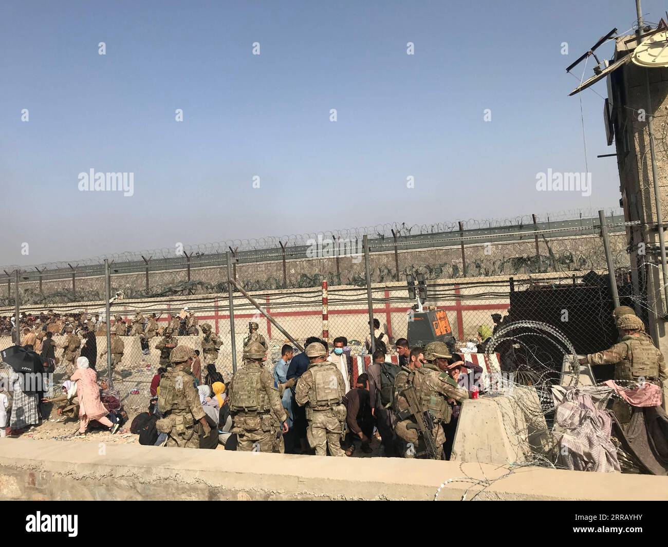 Kabul evacuation britain hi-res stock photography and images - Alamy