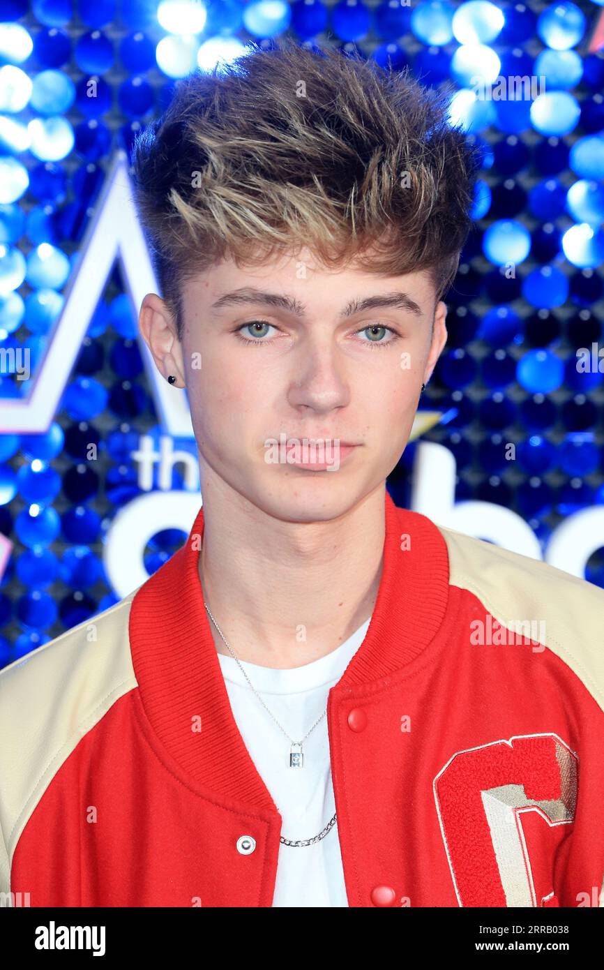 Hrvy hi-res stock photography and images - Alamy