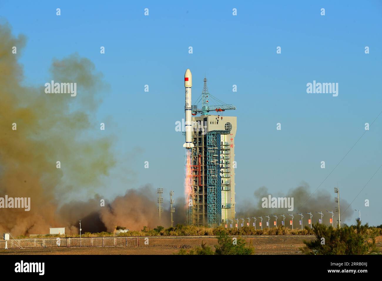 210824 -- JIUQUAN, Aug. 24, 2021 -- A Yuanzheng-1 Expedition-1 upper ...