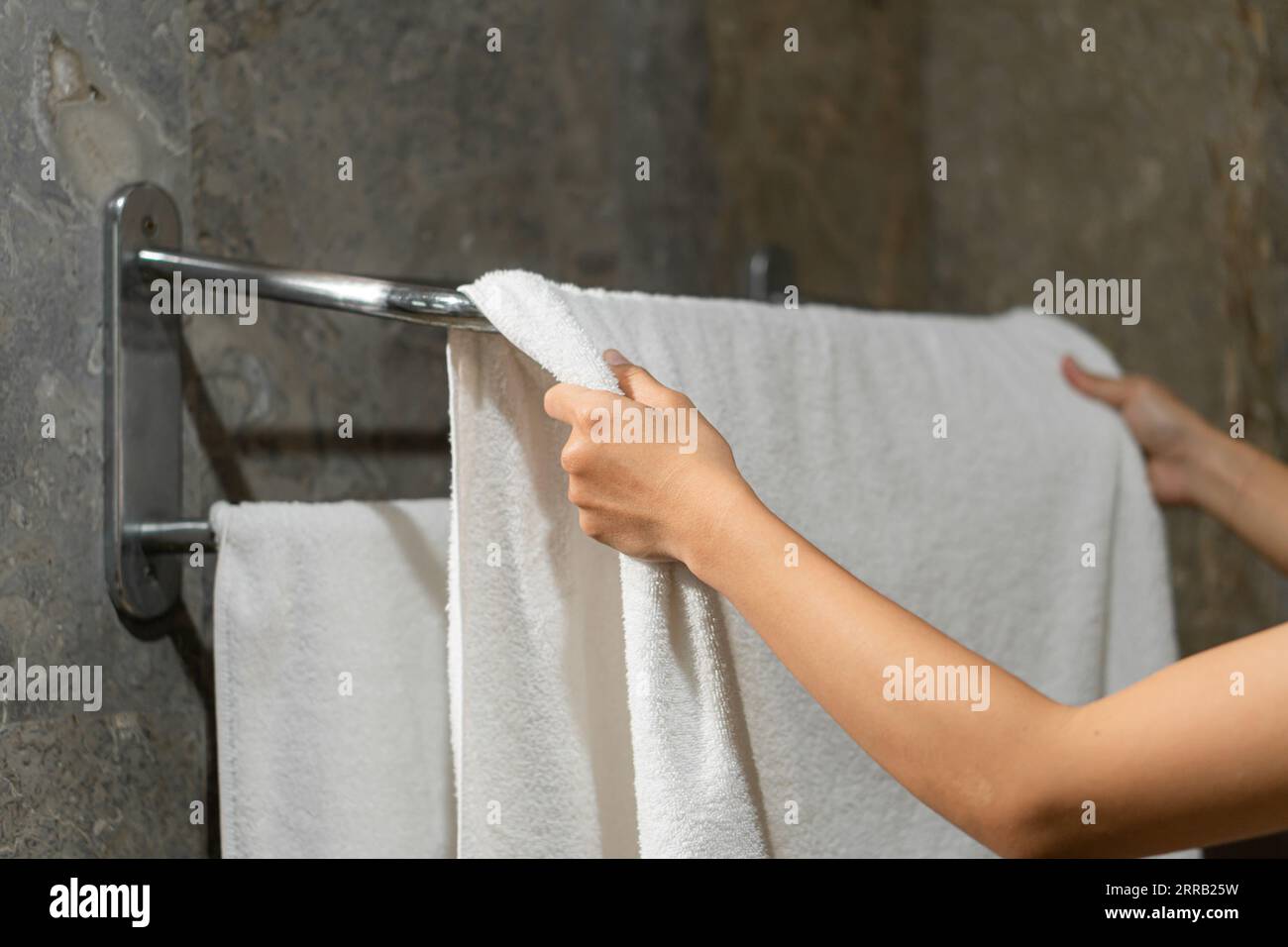 Towel rail shower hi-res stock photography and images - Alamy