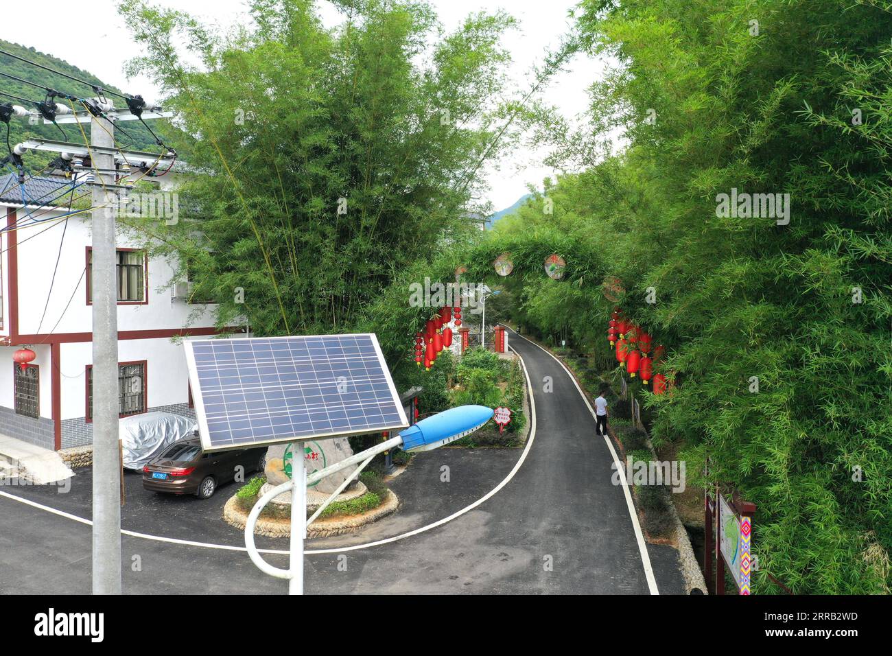 Solar powered street lamp hi-res stock photography and images - Alamy