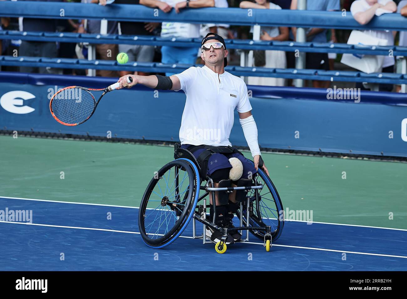 New York, New York, USA. 6th Sep, 2023. Guy Sasson (ISR) in action ...