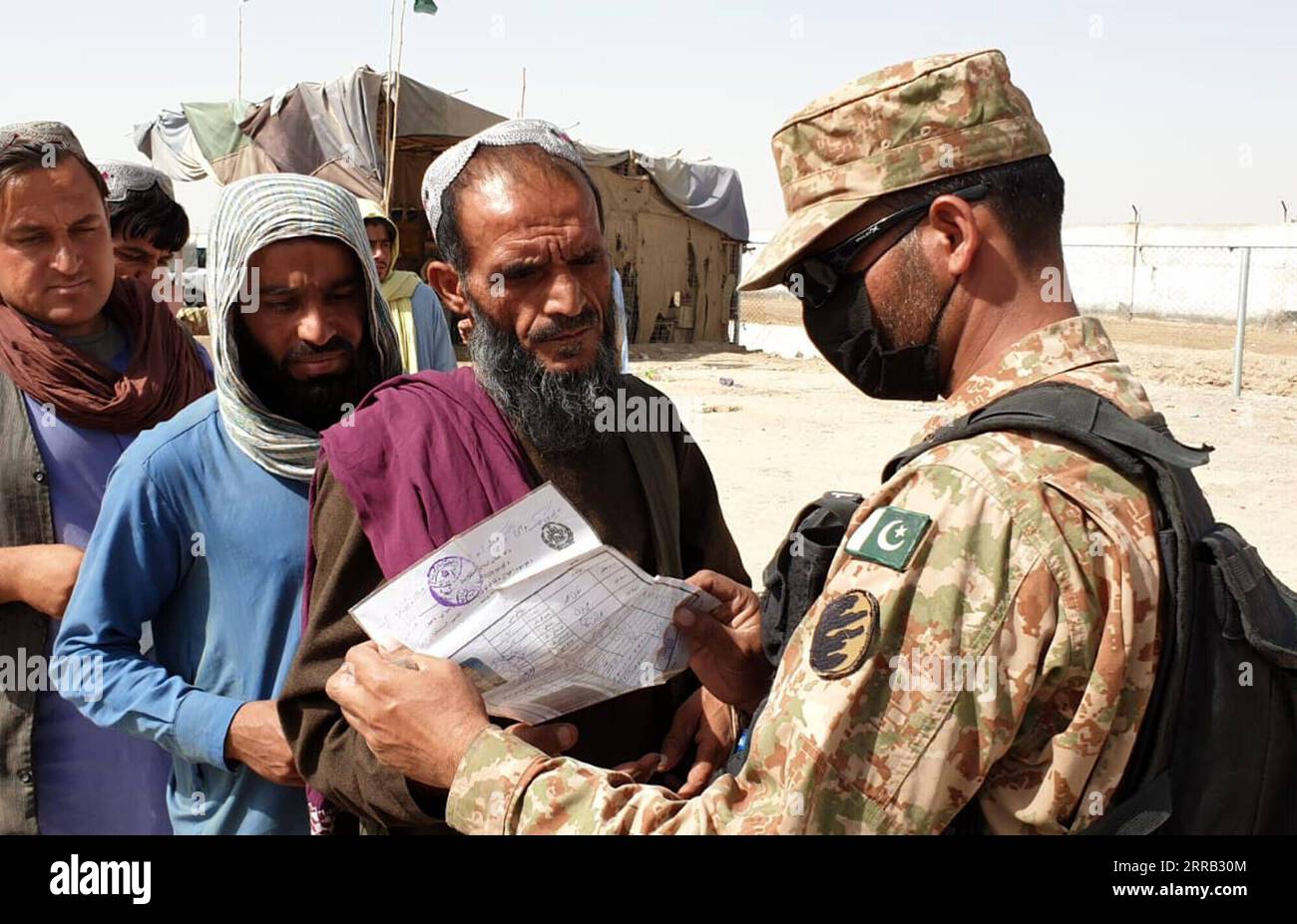 Pakistani chaman border hi-res stock photography and images - Alamy