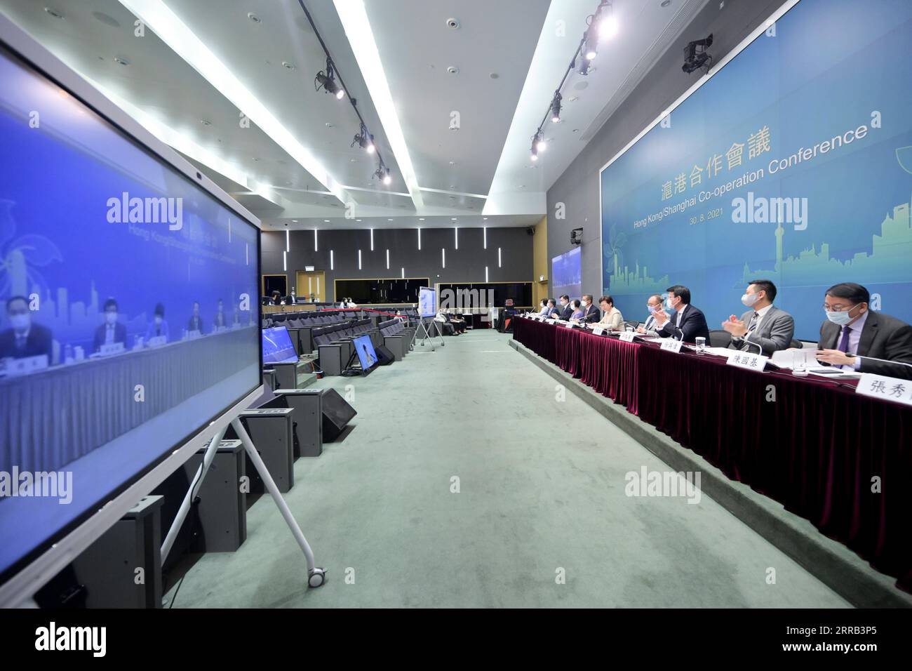 Gong zheng hi-res stock photography and images - Alamy