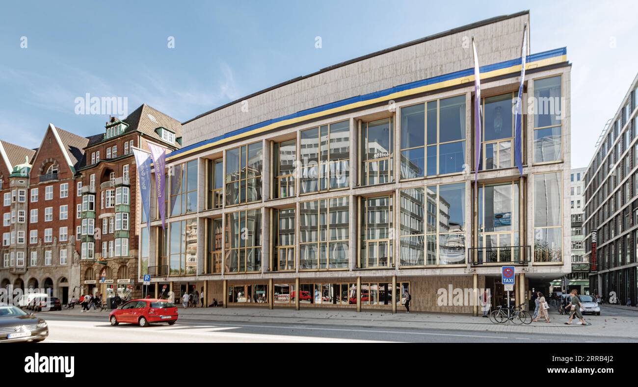 Hamburg, Germany. 07th Sep, 2023. View of the Hamburg Opera building on ...