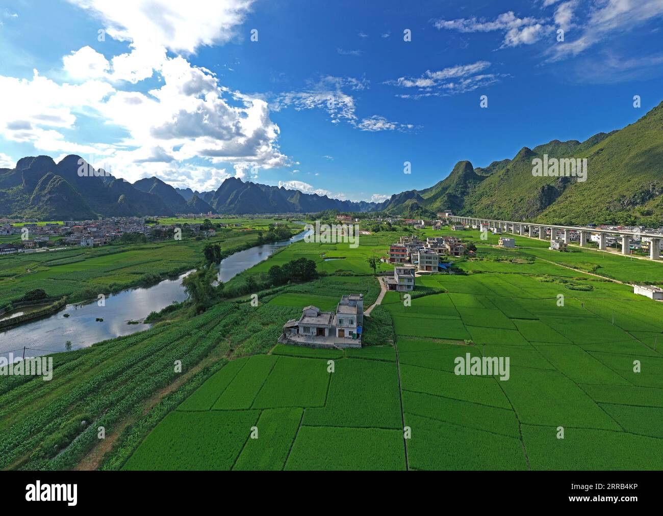 Gaoling village hi-res stock photography and images - Alamy