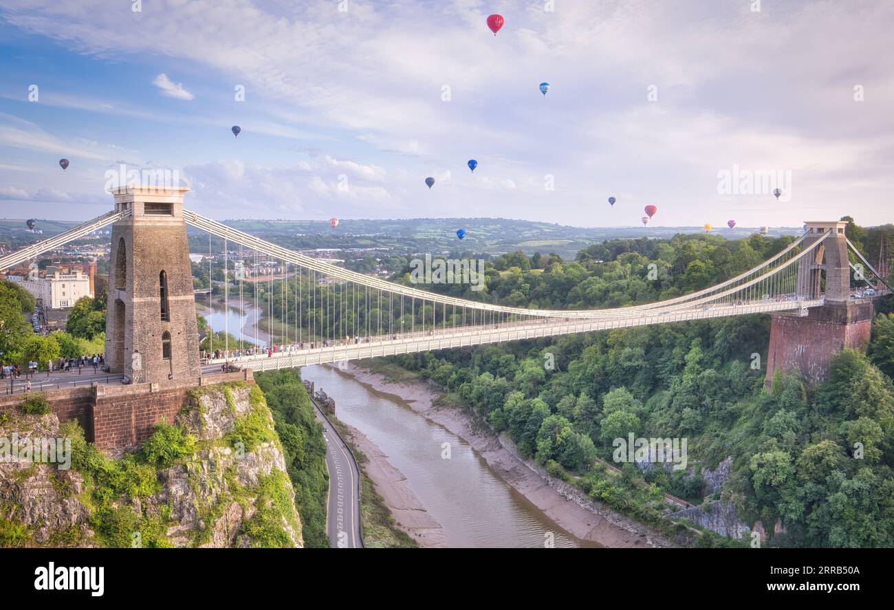 The mass ascent at the Bristol International Balloon Fiesta as ...