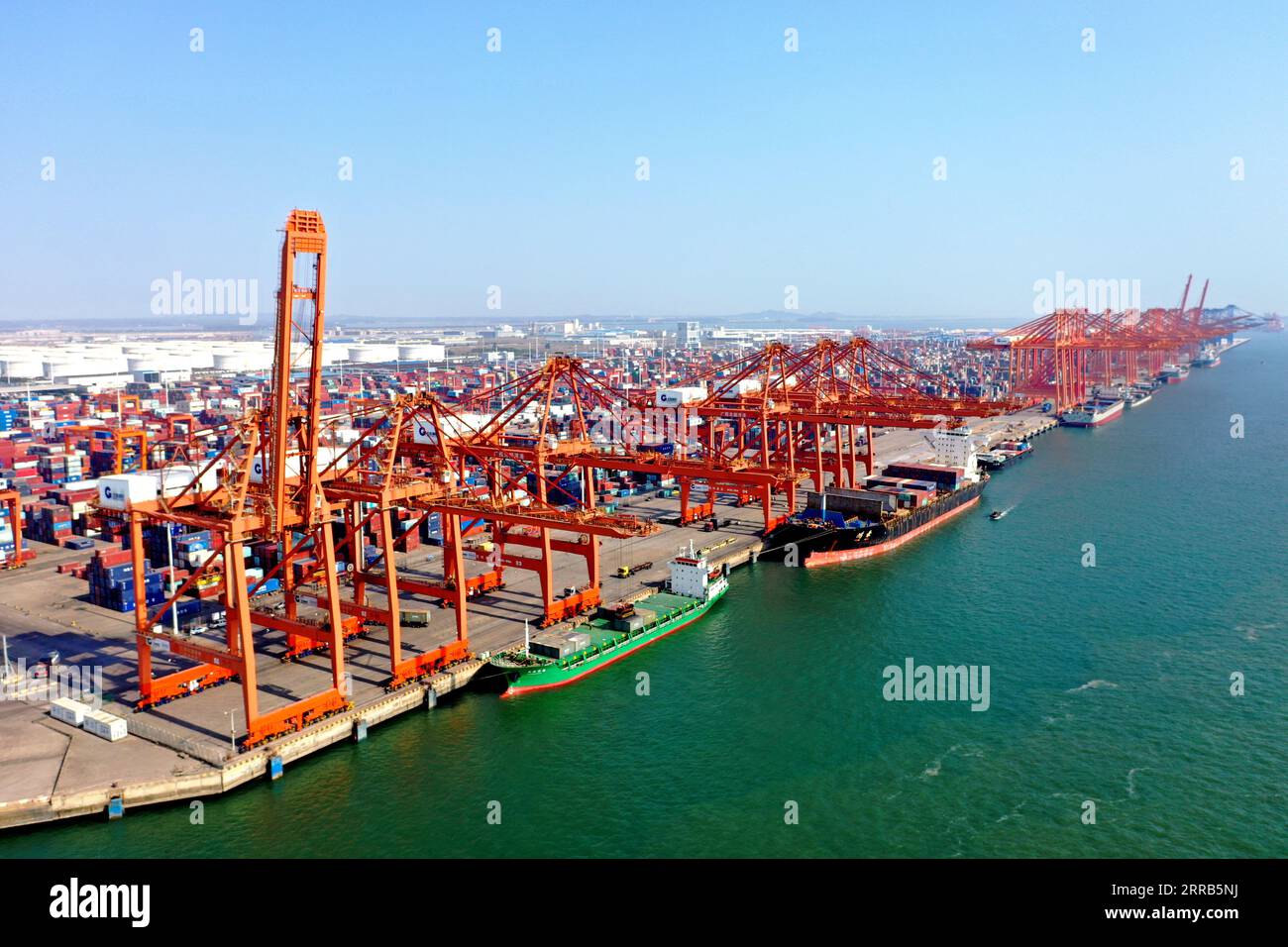 Qinzhou port hi-res stock photography and images - Alamy