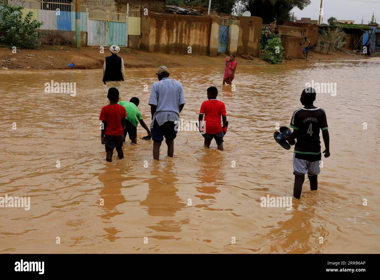 Wade across hi-res stock photography and images - Alamy