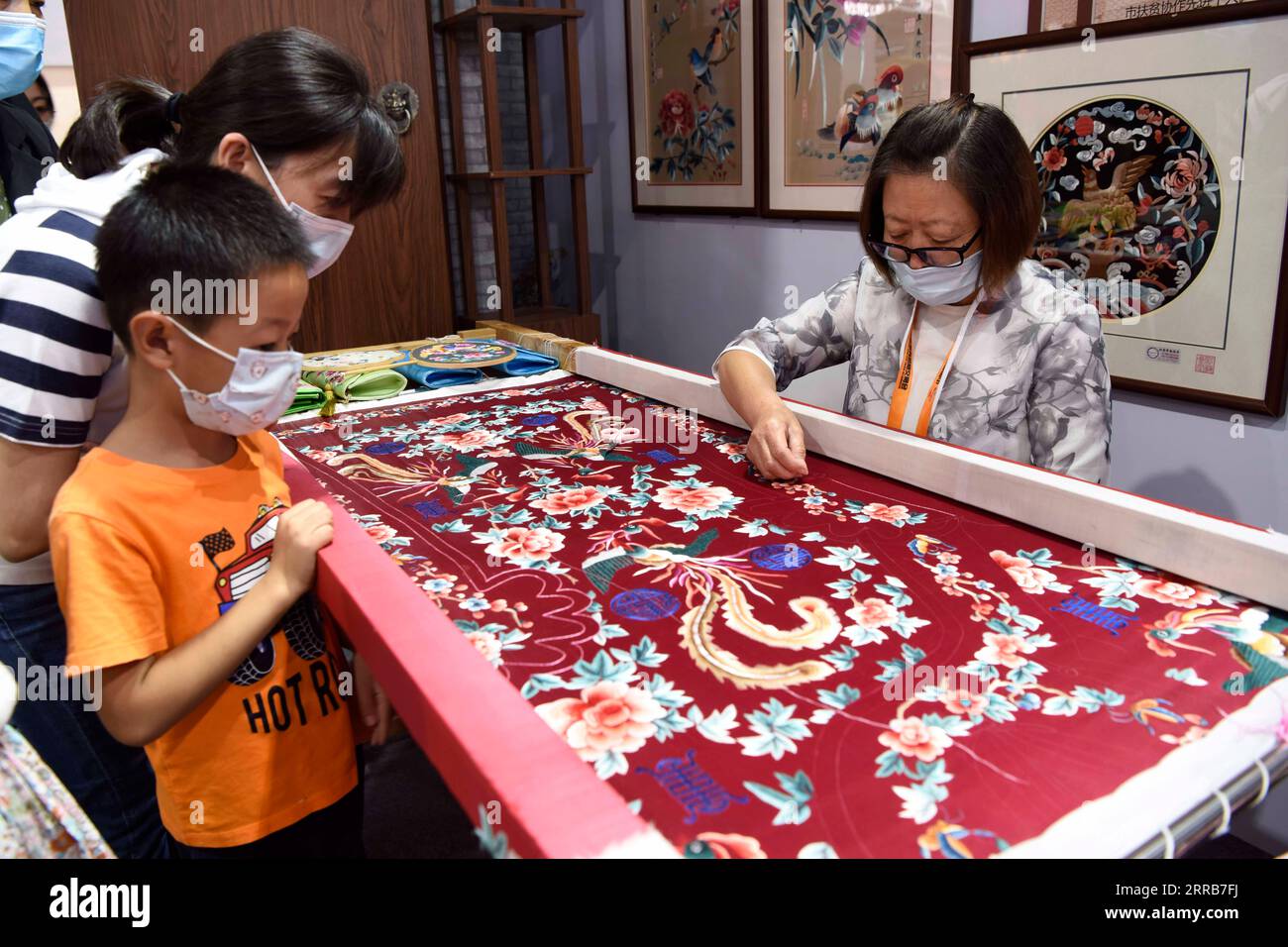 Embroidery inheritor hi-res stock photography and images - Alamy