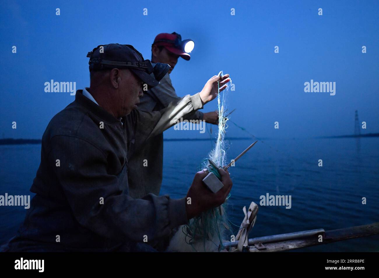 Hand made fishing net hi-res stock photography and images - Alamy