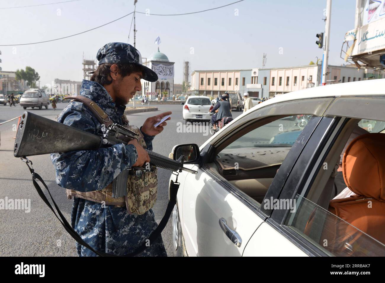 Checkpiont hi-res stock photography and images - Alamy