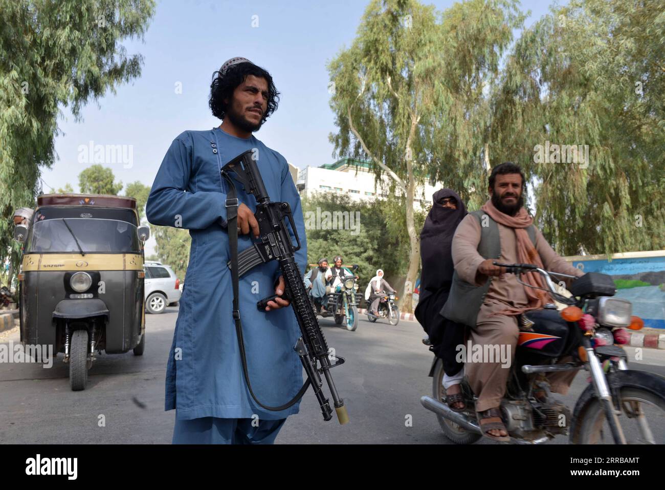 Checkpiont hi-res stock photography and images - Alamy