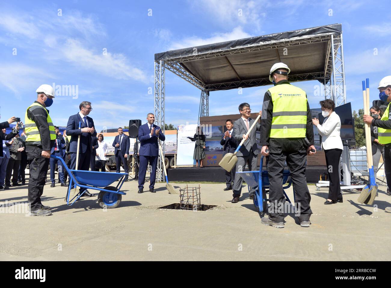 Factory ground breaking ceremony hi-res stock photography and images ...