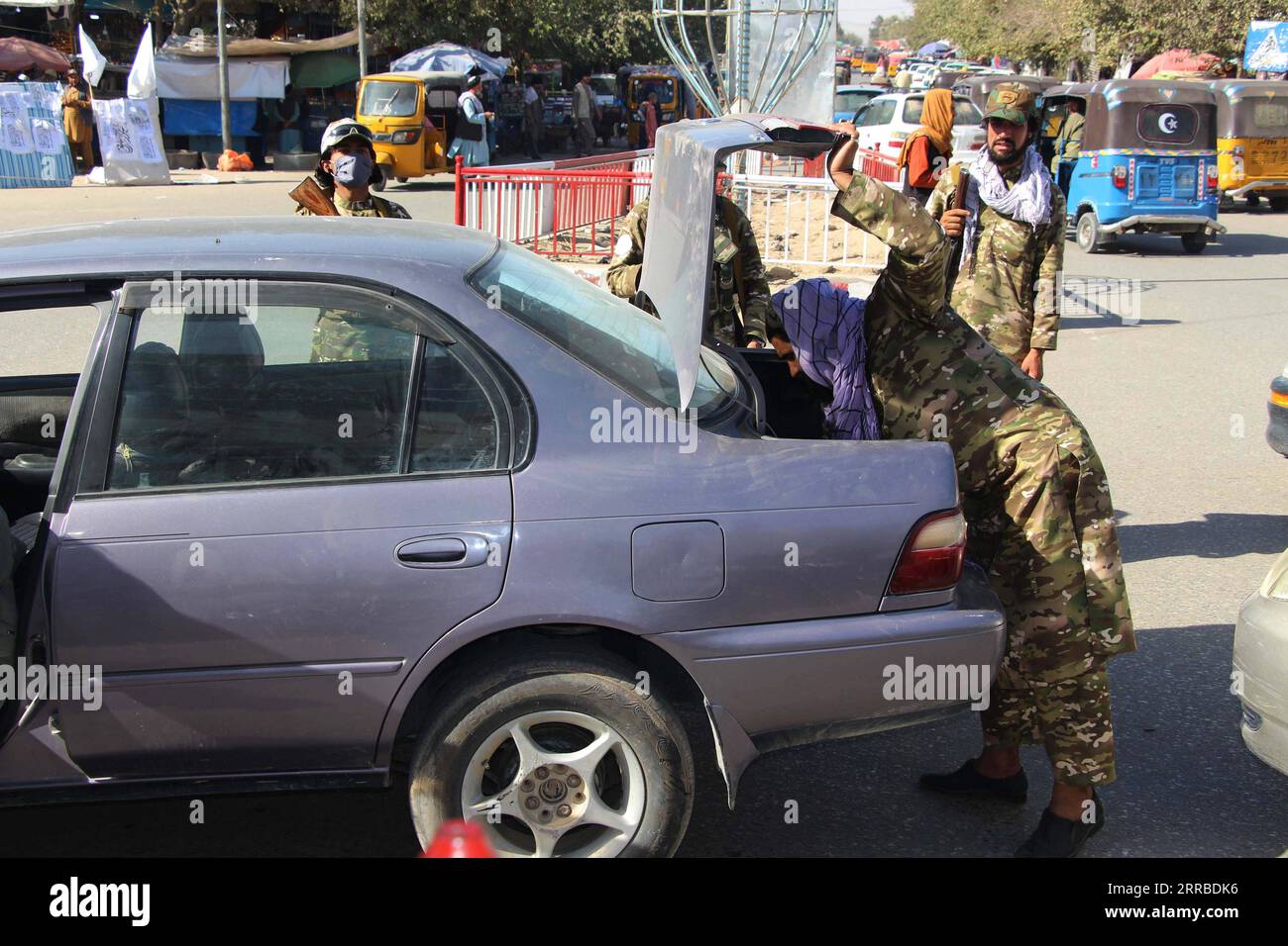 Baseles hi-res stock photography and images - Alamy