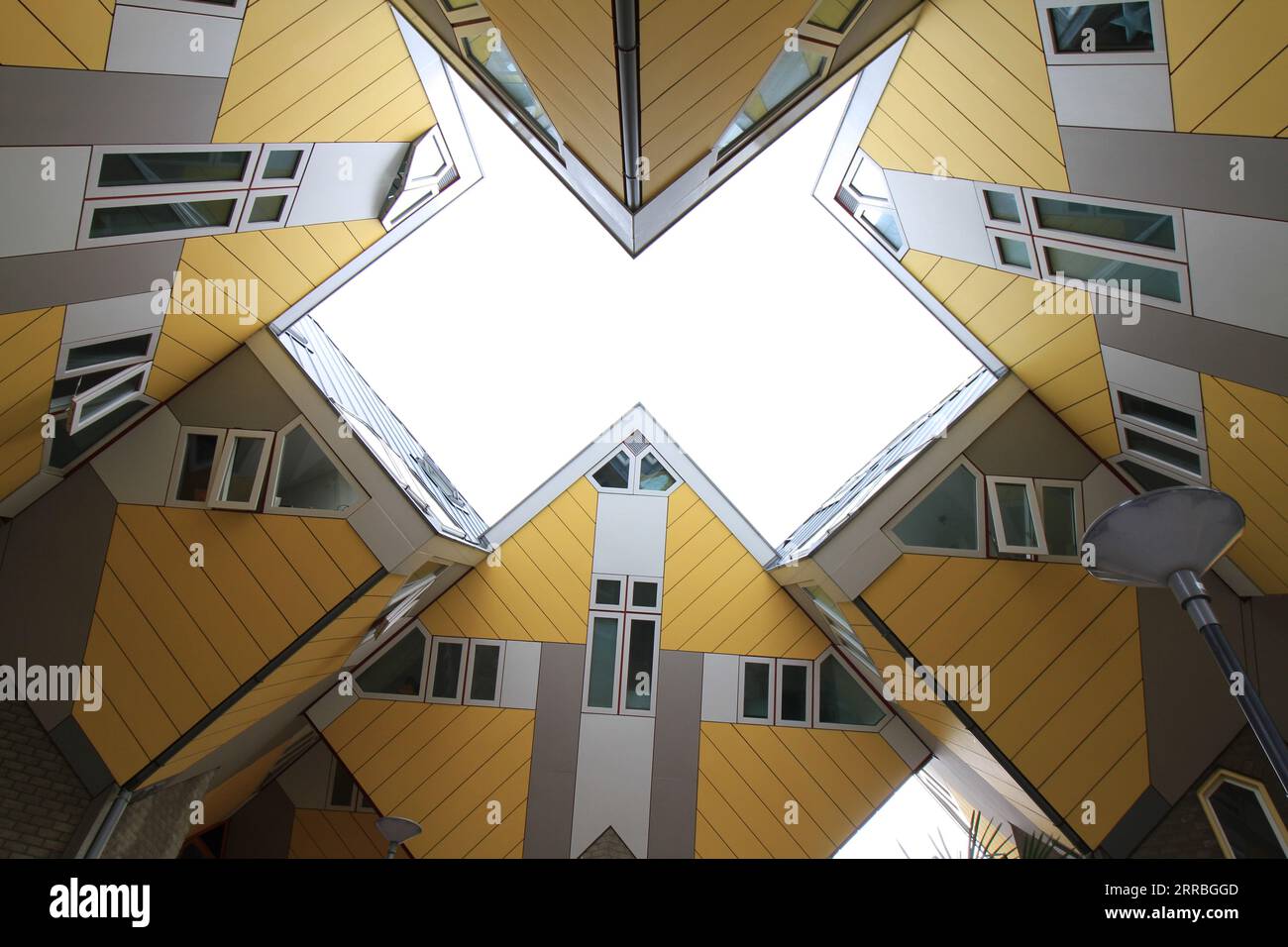 Rotterdams modern architecture hi-res stock photography and images - Alamy