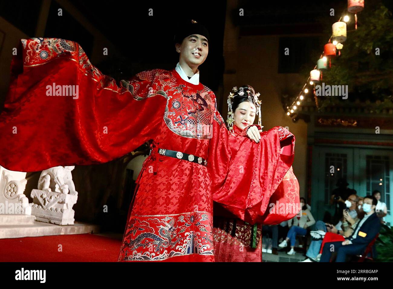 Hanfu fashion hi-res stock photography and images - Alamy