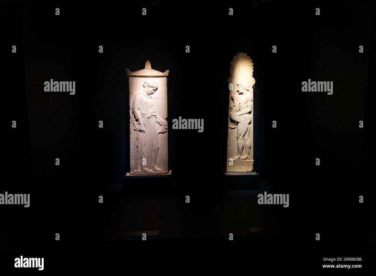 210927 -- ATHENS, Sept. 27, 2021 -- Marble grave stelae are on display ...