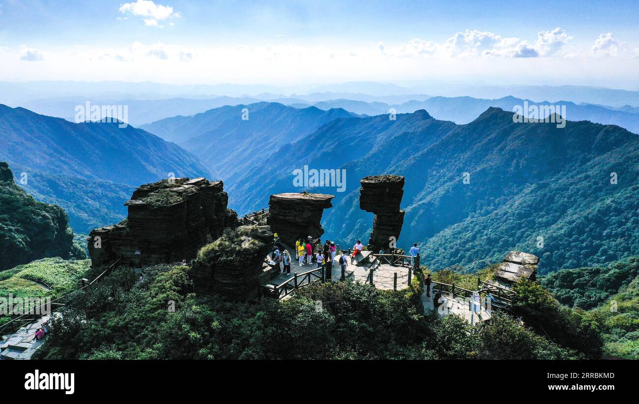 Mount fanjing hi-res stock photography and images - Alamy