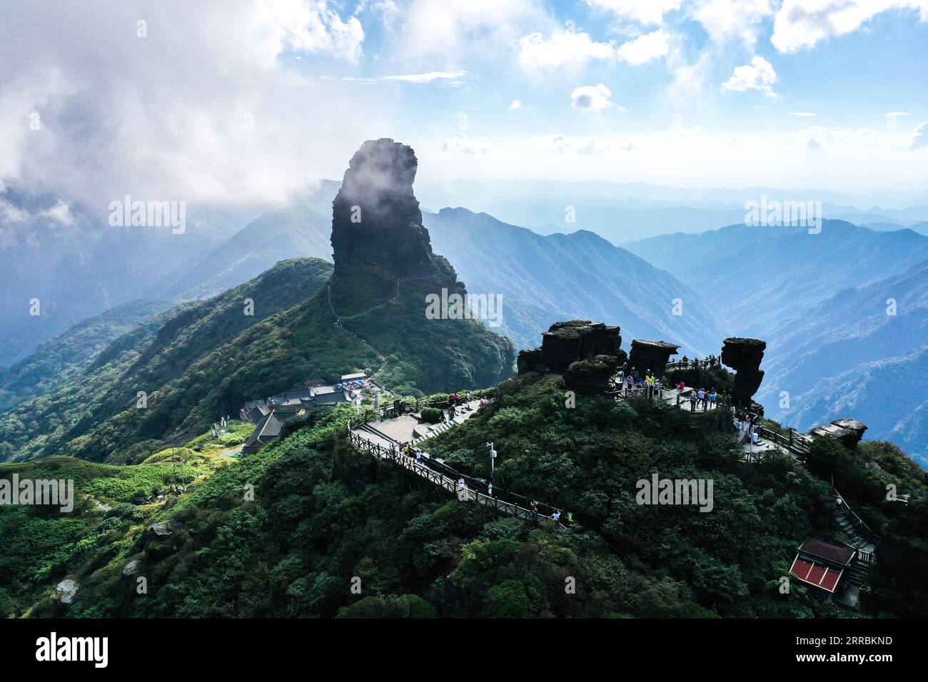Mount fanjing hi-res stock photography and images - Alamy
