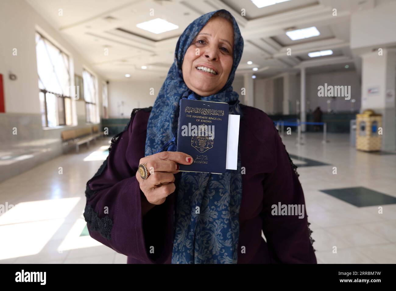 Jaber border hi-res stock photography and images - Alamy
