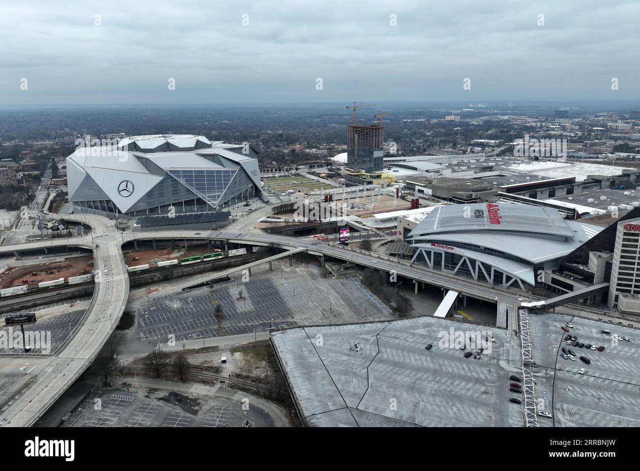 Mercedes benz stadium atlanta aerial hi-res stock photography and ...
