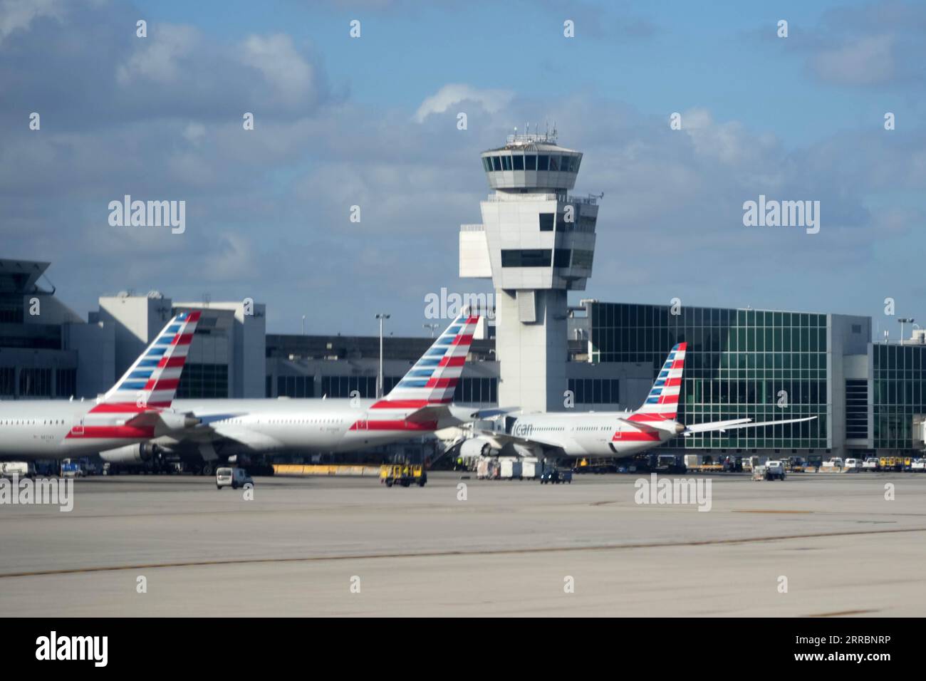 American airlines planes parked at concourse gates miami international ...