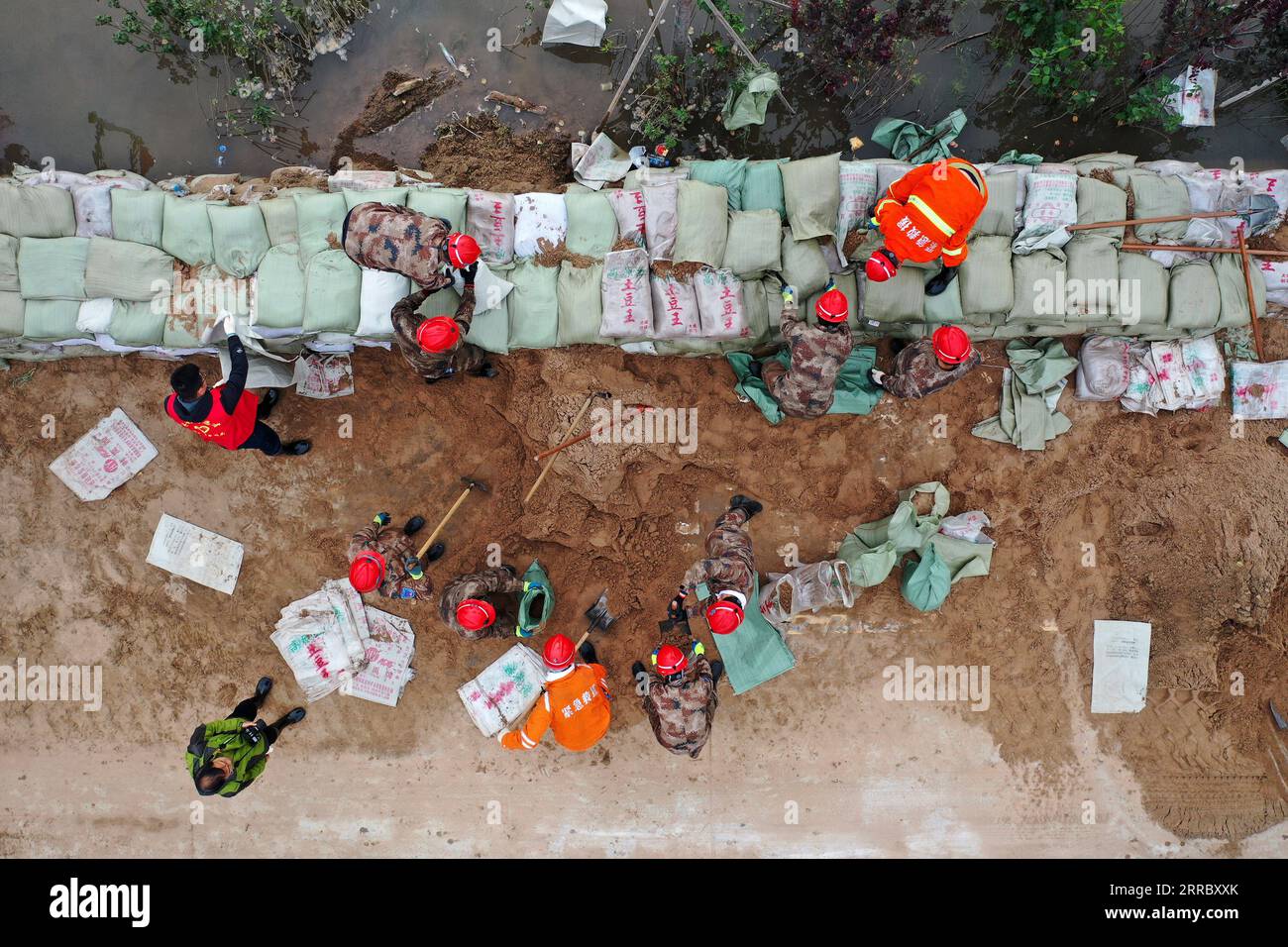 Newschina shanxi hejin flood hi-res stock photography and images - Alamy
