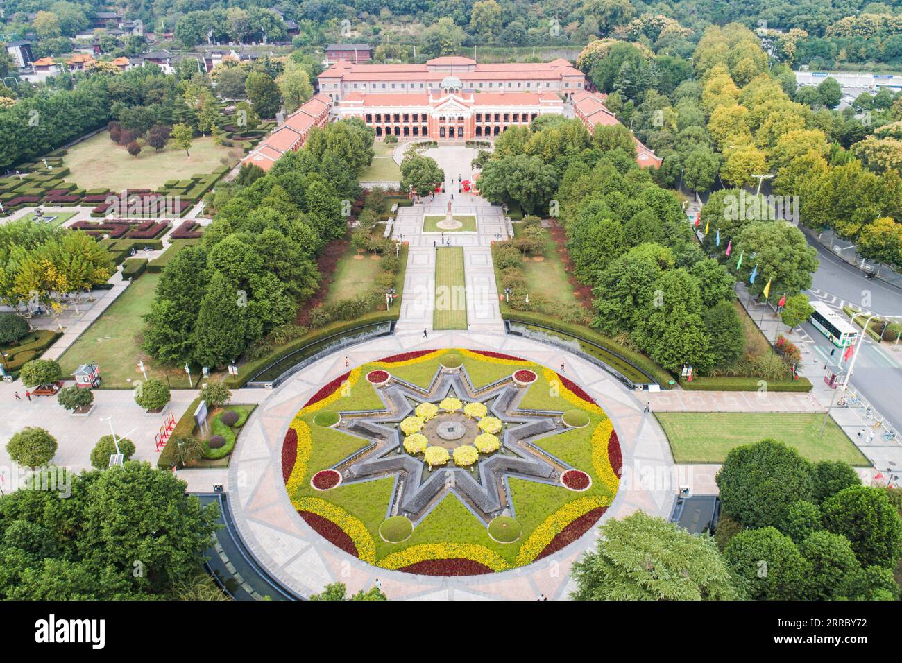 Memorial hall of wuchang uprising hi-res stock photography and images ...