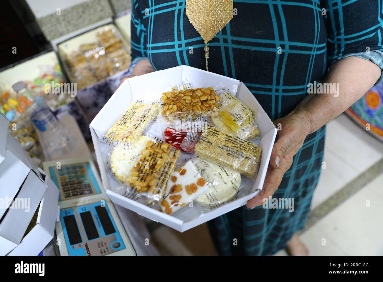 Egypt sweets vendor hi-res stock photography and images - Alamy