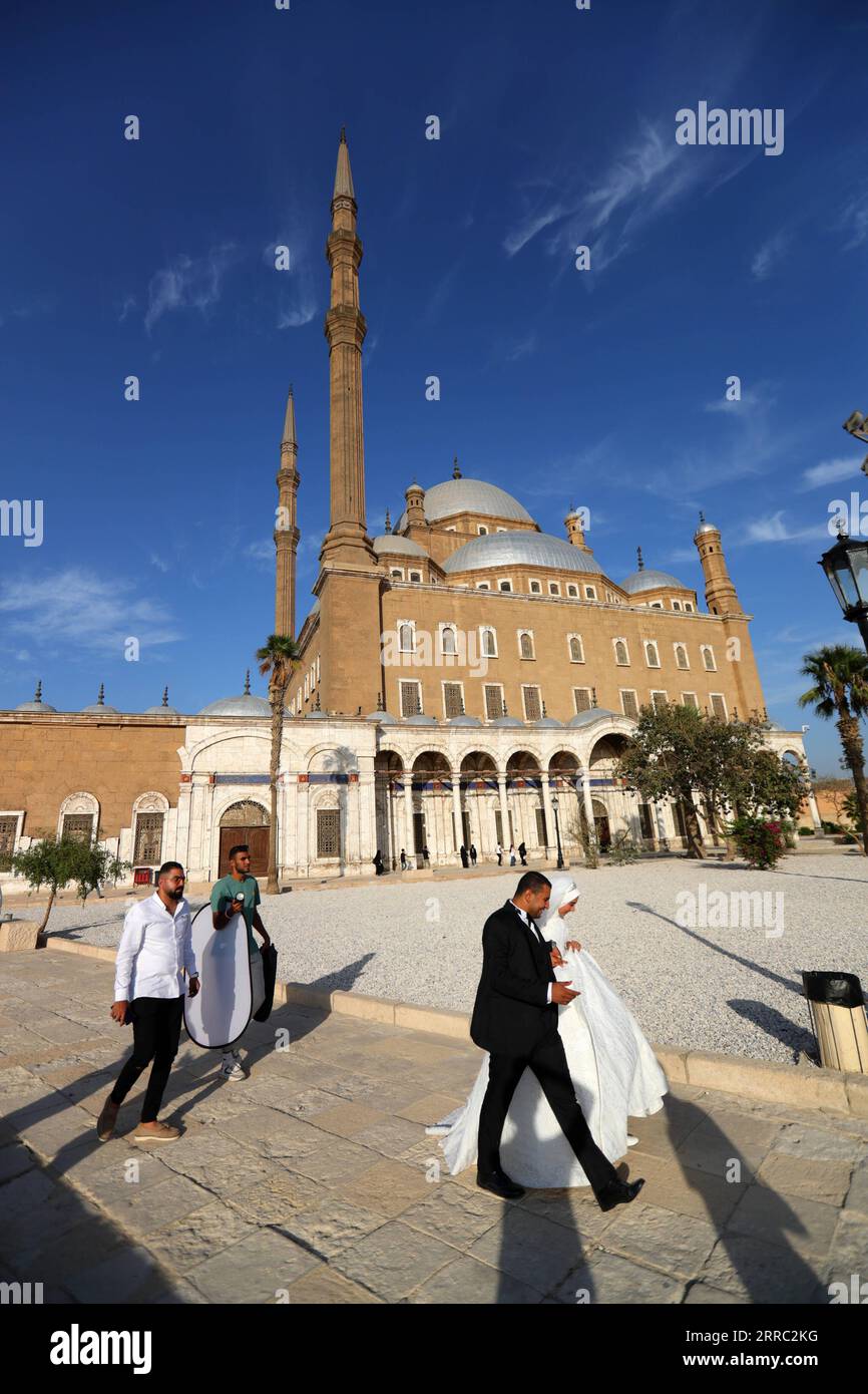 Cairo people photos hi-res stock photography and images - Alamy