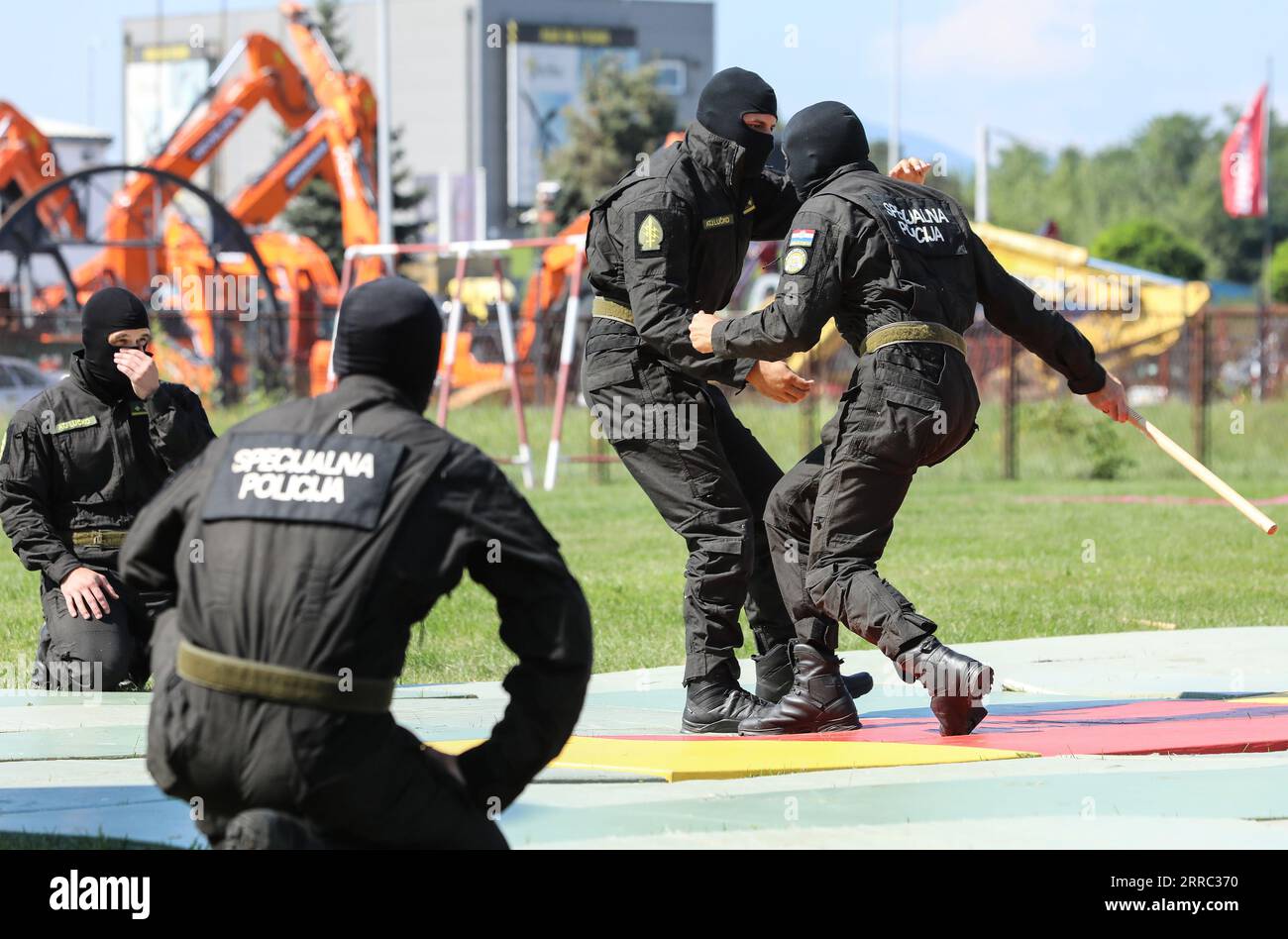 Lucko anti terrorist unit hi-res stock photography and images - Alamy