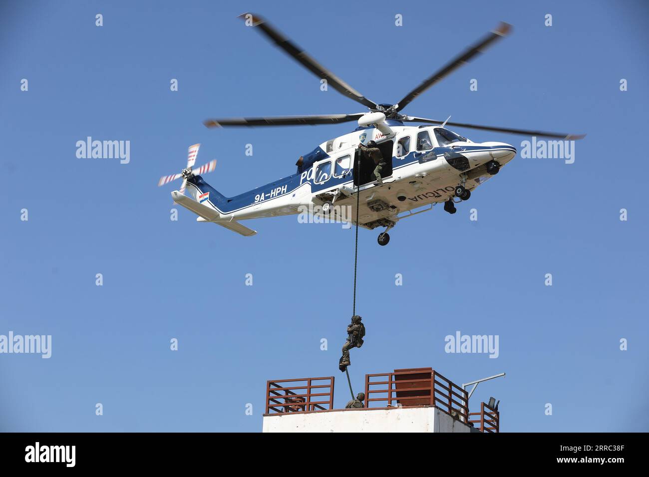 Lucko anti terrorist unit hi-res stock photography and images - Alamy