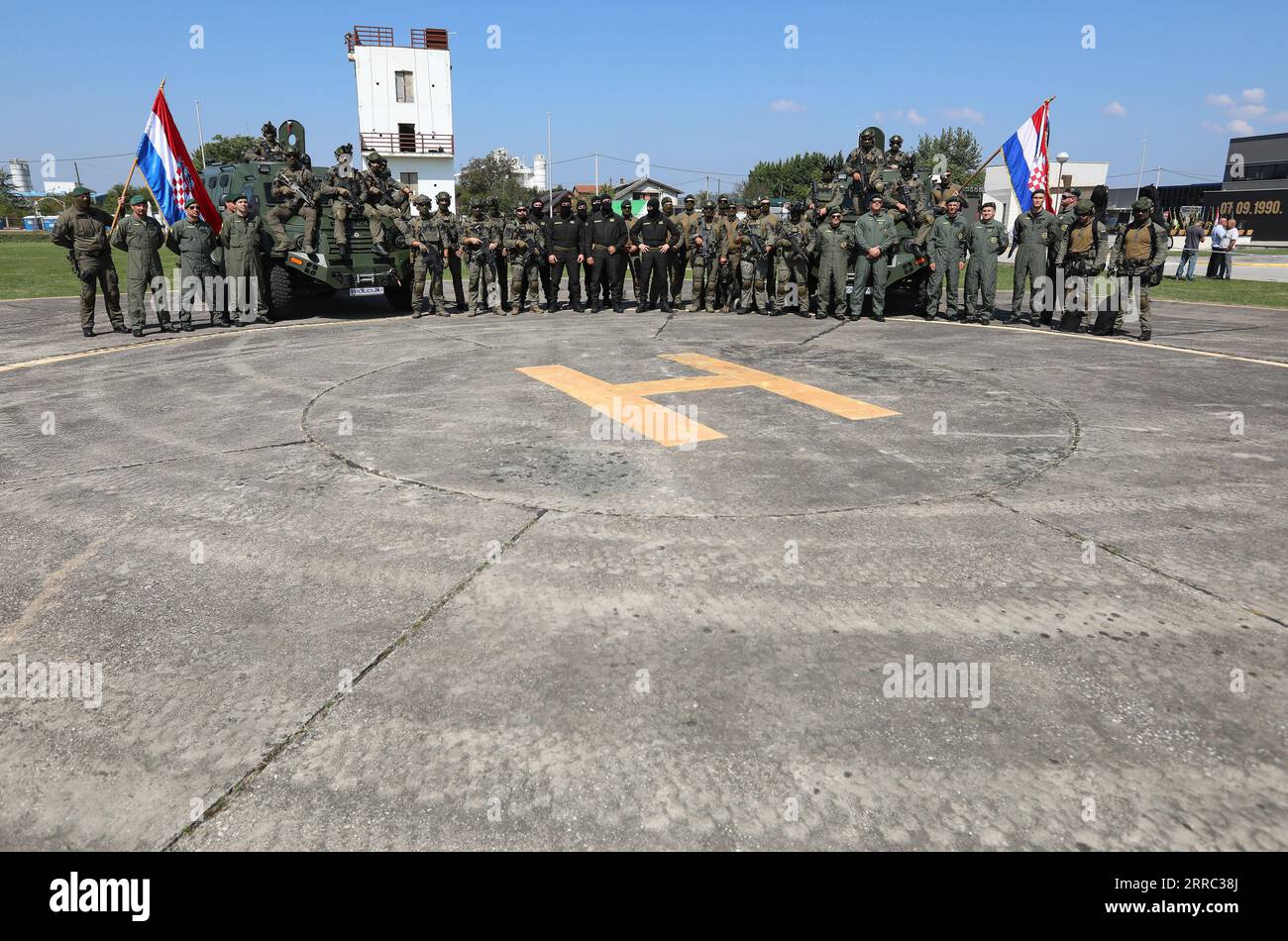 Lucko anti terrorist unit hi-res stock photography and images - Alamy