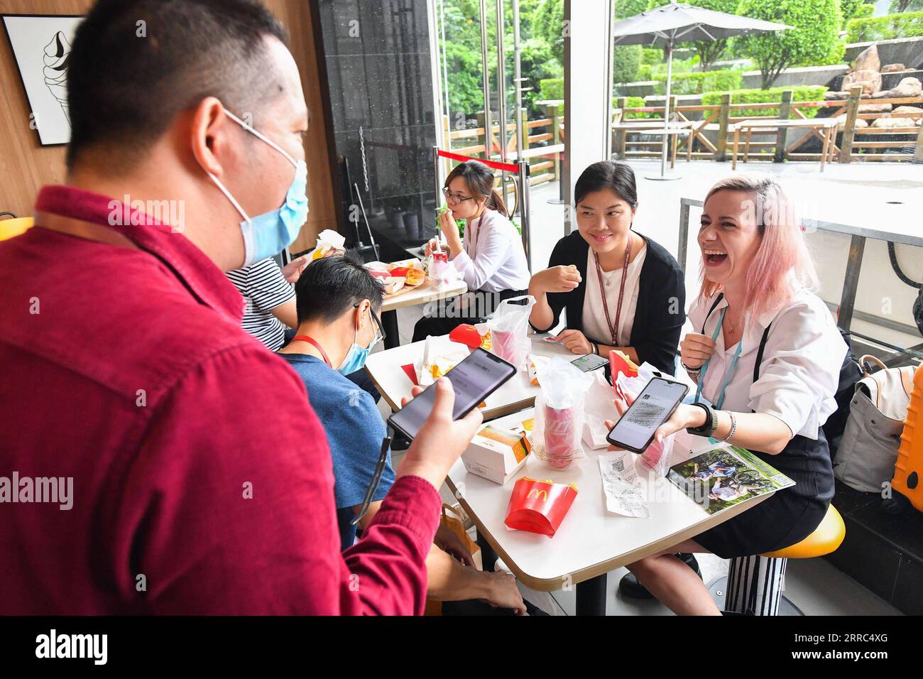 C r t design hi-res stock photography and images - Alamy