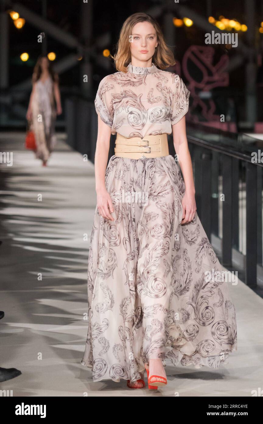 Budapest Central European Fashion Week - Katti Zoob Modenschau 211018 ...
