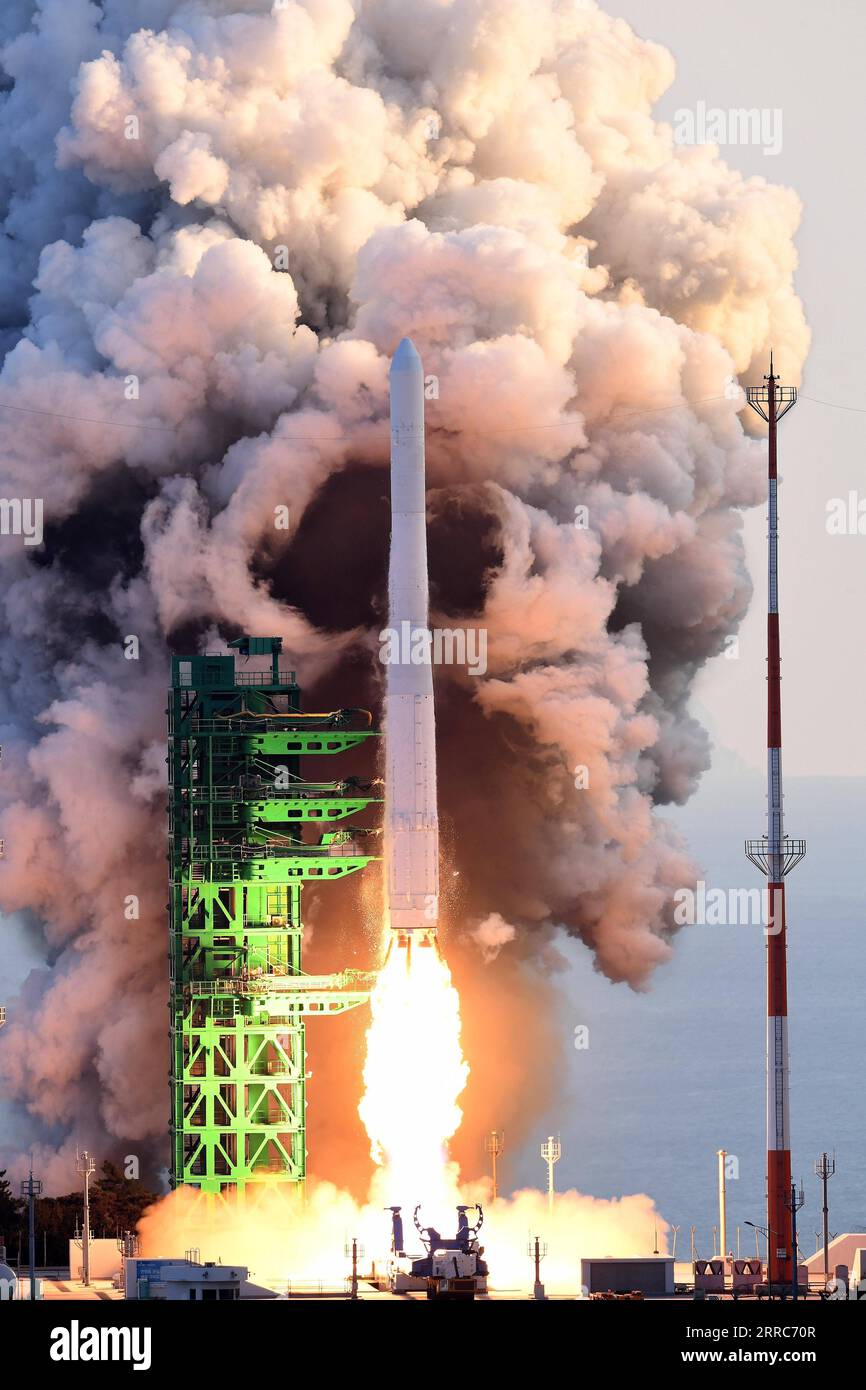 211021 -- GOHEUNG, Oct. 21, 2021 -- A KSLV-II rocket is launched from ...