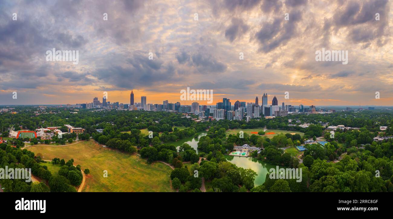Atlanta, Georgia, USA overlooking Piedmont Park at dusk Stock Photo - Alamy