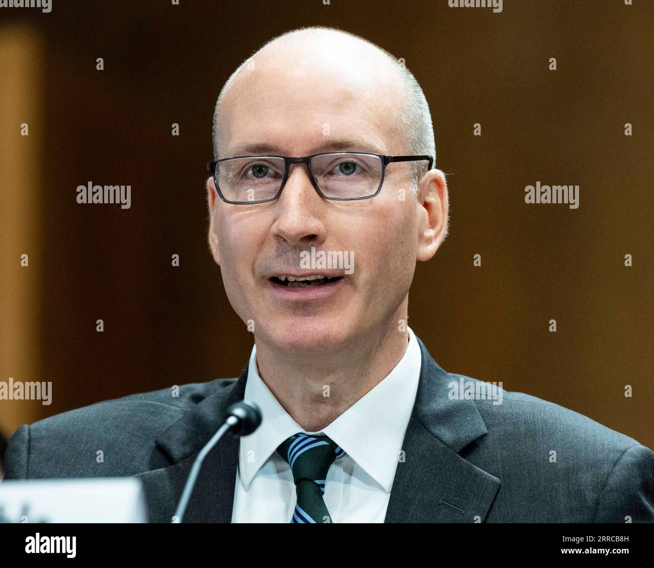 Deputy energy secretary david turk hi-res stock photography and images ...