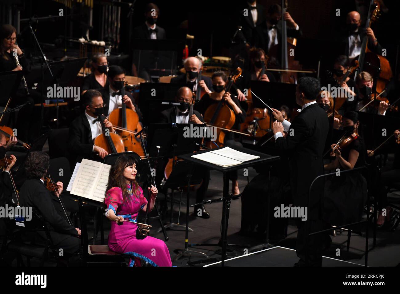 211114 -- NEW YORK, Nov. 14, 2021 -- Erhu virtuoso Chen Jiebing L ...