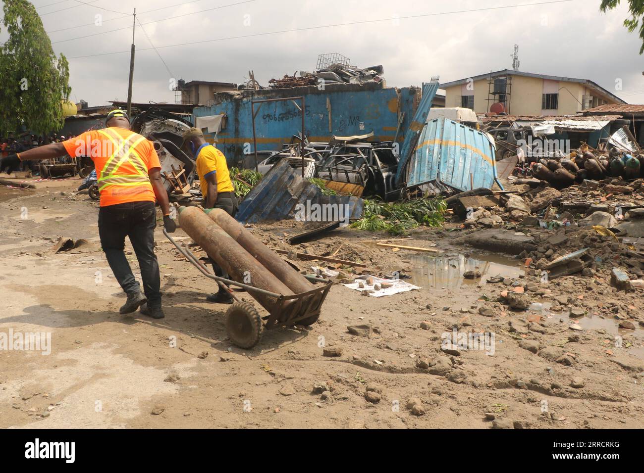 Nigeria lagos gas hi-res stock photography and images - Alamy