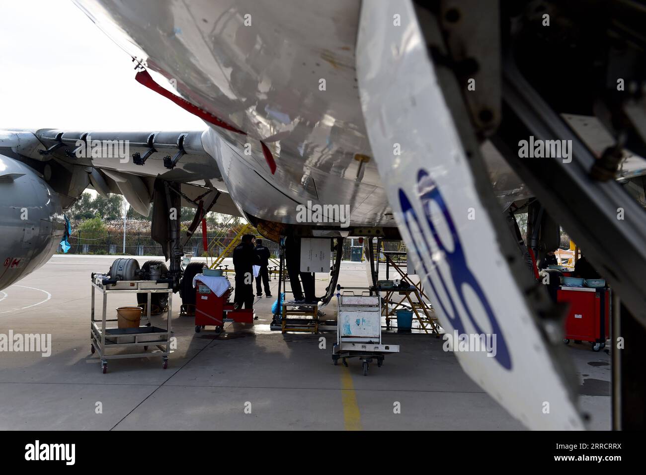 Retired aircraft hi-res stock photography and images - Alamy