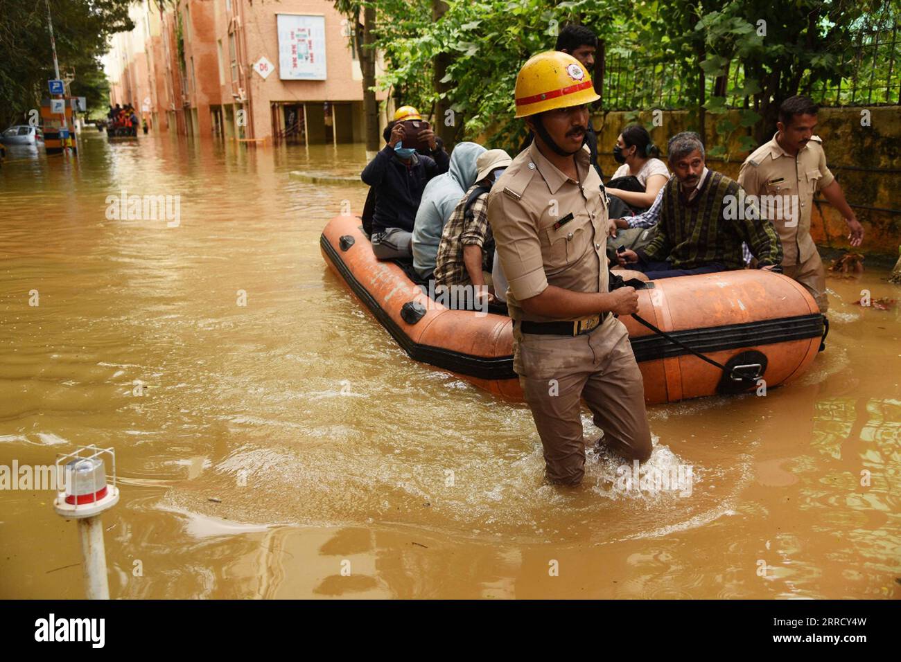 Rainfal disaster hi-res stock photography and images - Alamy