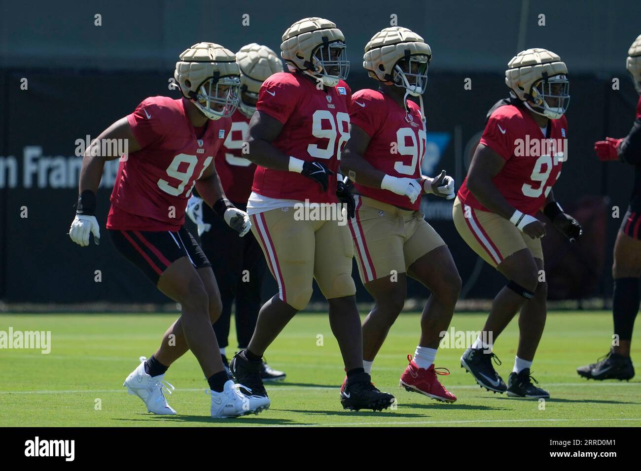 San Francisco 49ers defensive linemen Arik Armstead (91), Javon ...